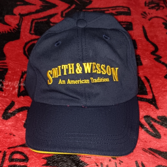 Vintage | Accessories | Smith Wesson Revolvers American Tradition ...